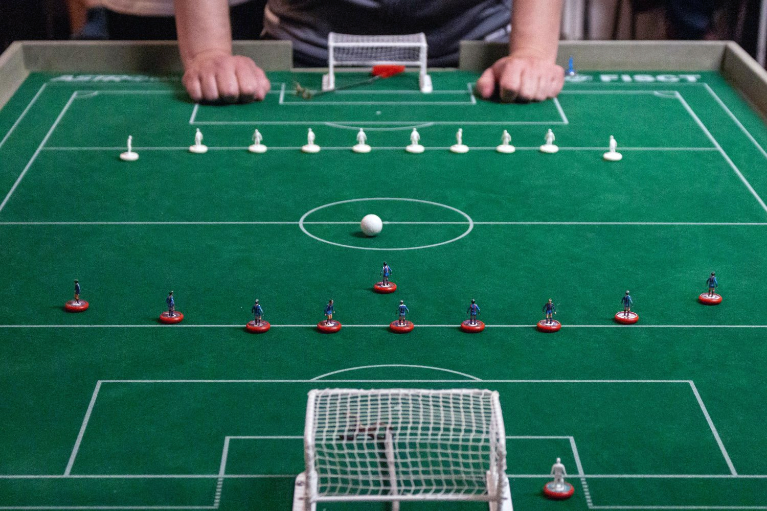 O Subbuteo é uma modalidade de origem britânica - FPFM - Federação ...